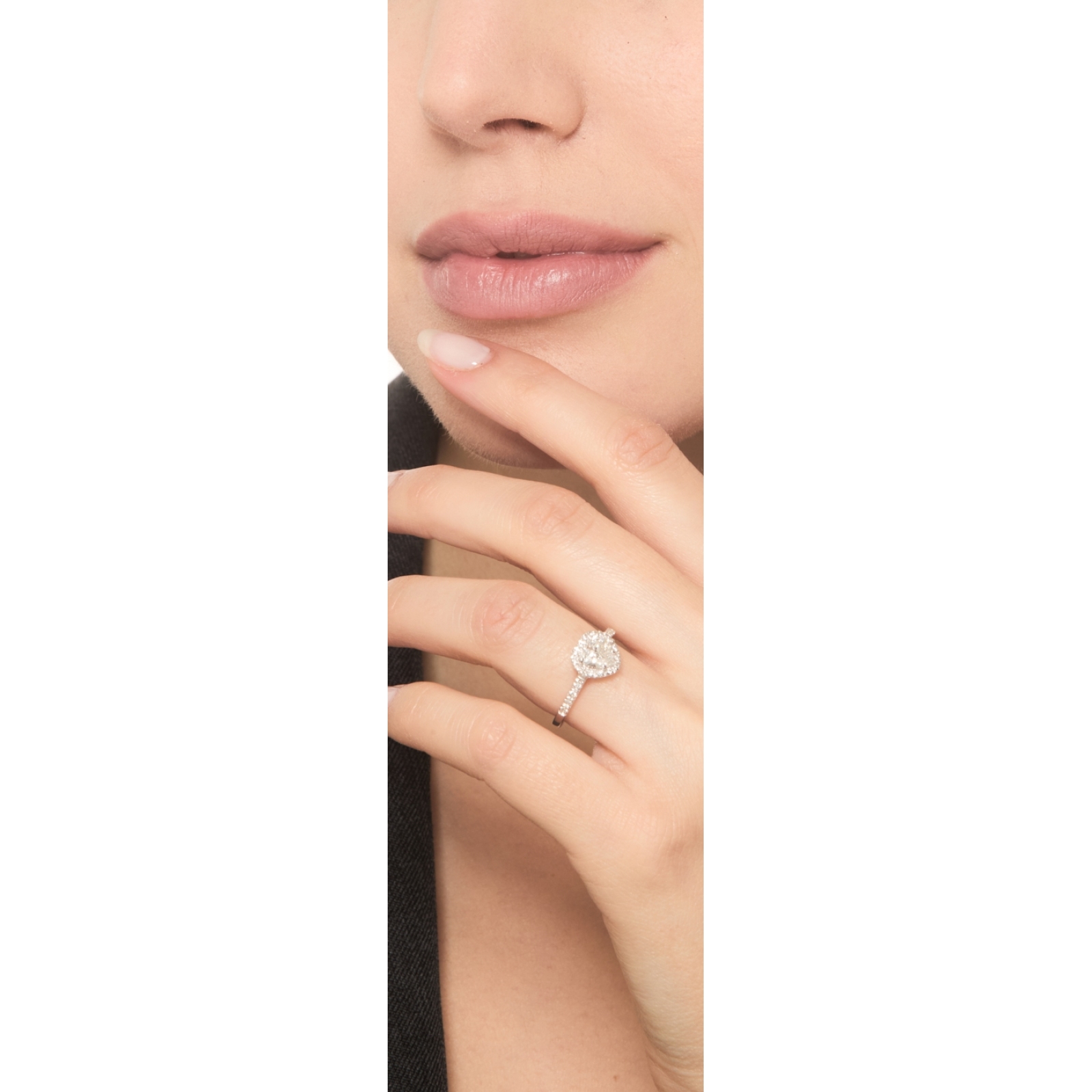 Anello con diamante taglio cuore 1ct GIA in oro bianco 18k | GV